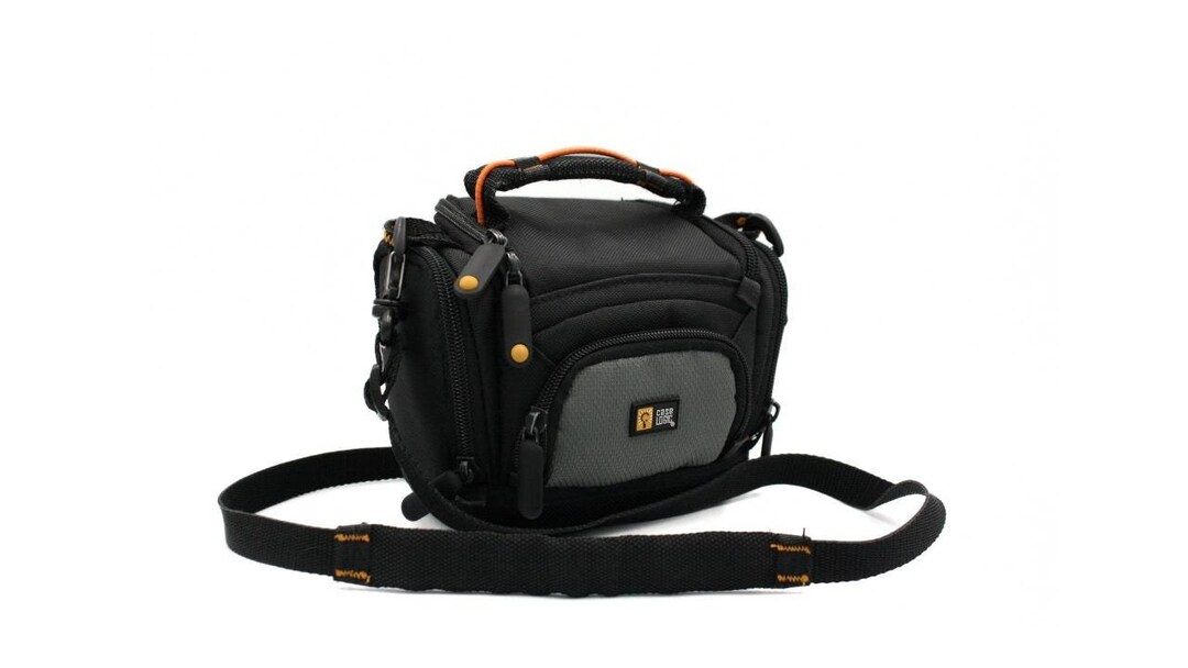 Vintage Camera Bag Case Logic Medium Sized Camera Bag Vintage Camera ...