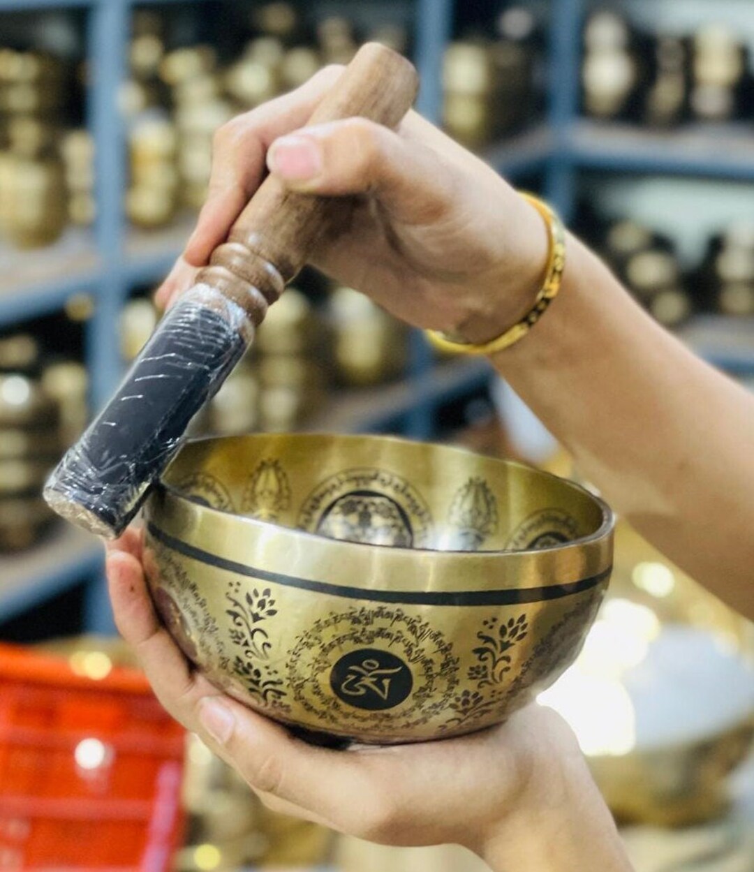 13cm 5.5 Inch Buddha Mantra Etching Singing Bowl chakra Balancing Bowl ...