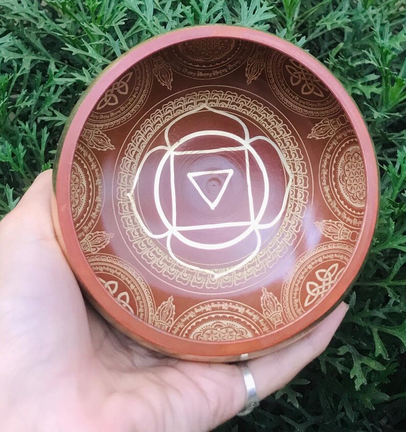 Chakra Goddess Etching Singing Bowl: Handmade Nepalese Meditation Bowl ...