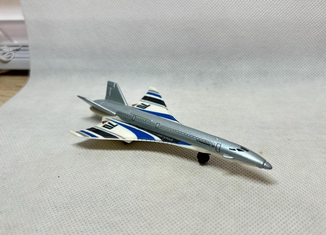 Matchbox 2006 Hypersonic Jet Silver Toy Mini Model Airplane Made in ...