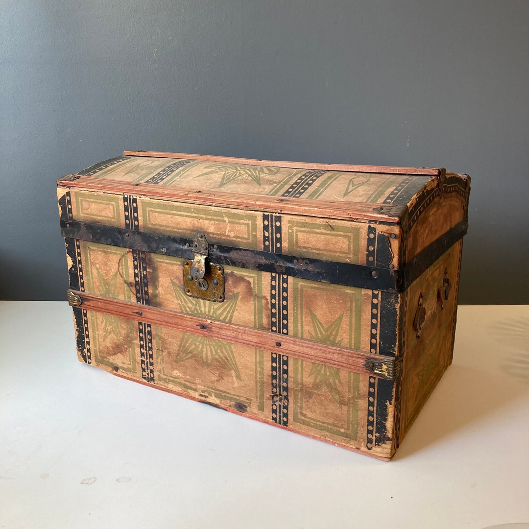 Antique Child’s Steamer Trunk - Victorian Doll Trunk - Etsy