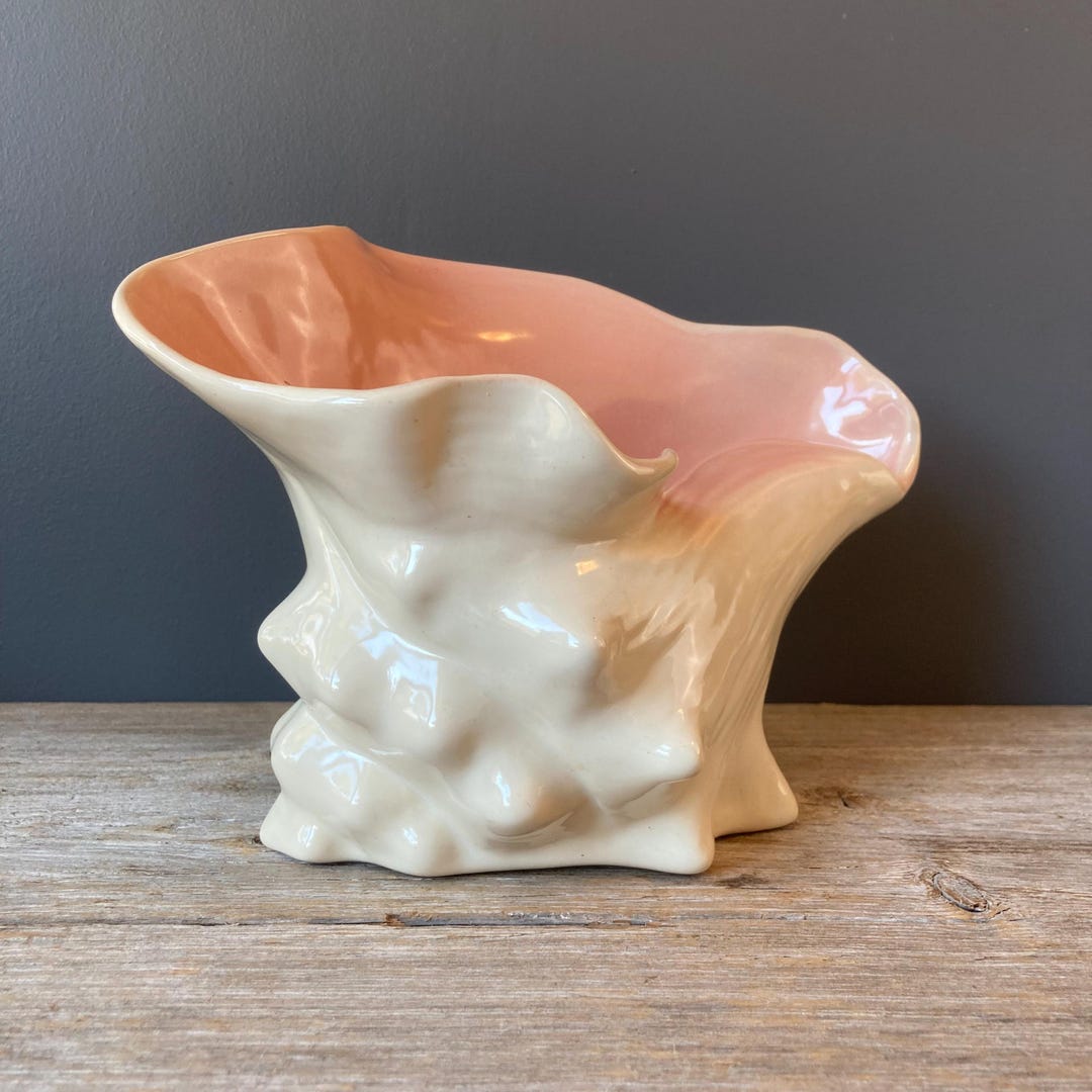 Mid Century Cream and Pink Sunset Conch Shell Planter - Etsy