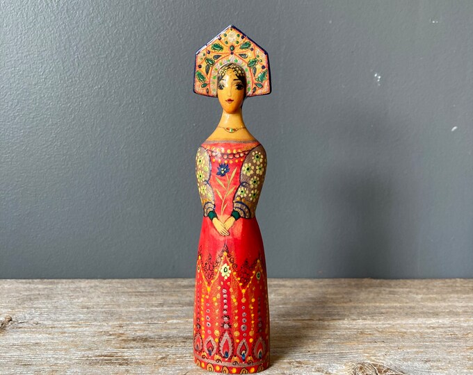 Vintage Wooden Lady - Matryoshka Doll - Etsy