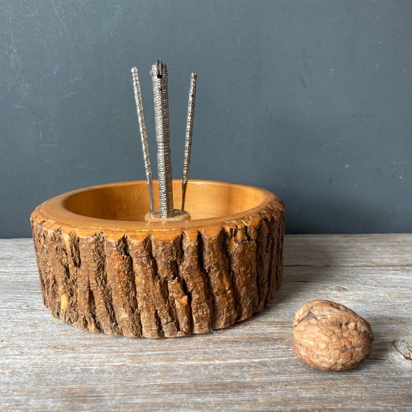 Vintage Nut Bowl - Etsy