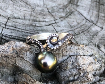 Octopus Wedding Ring - Etsy