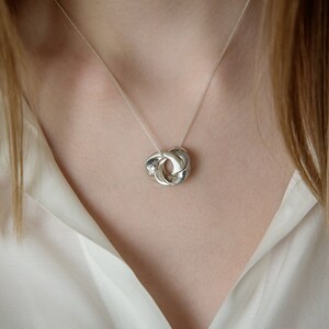 Personalised Silver Interlinking Hoops Necklace - Etsy