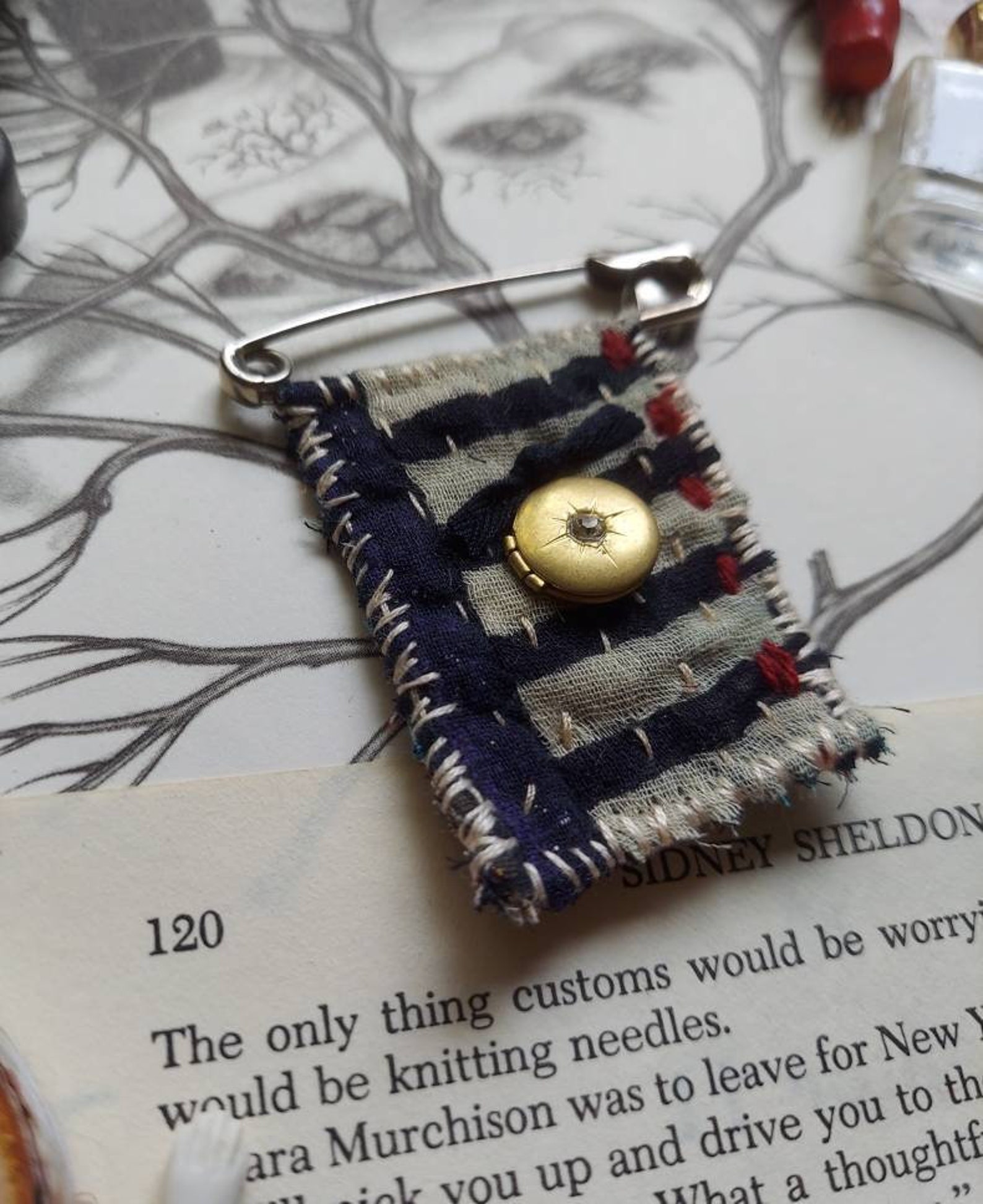 Locket Brooch Textile Art Brooch Textile Art Pin Vintage - Etsy