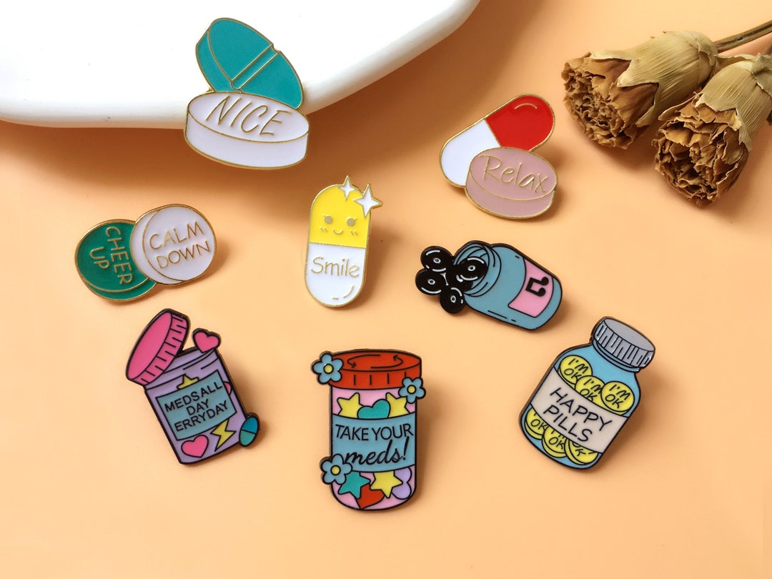 Pharmacist Enamel Pin Medical Badge Pins for Doctors Nurses Lapel Pin ...