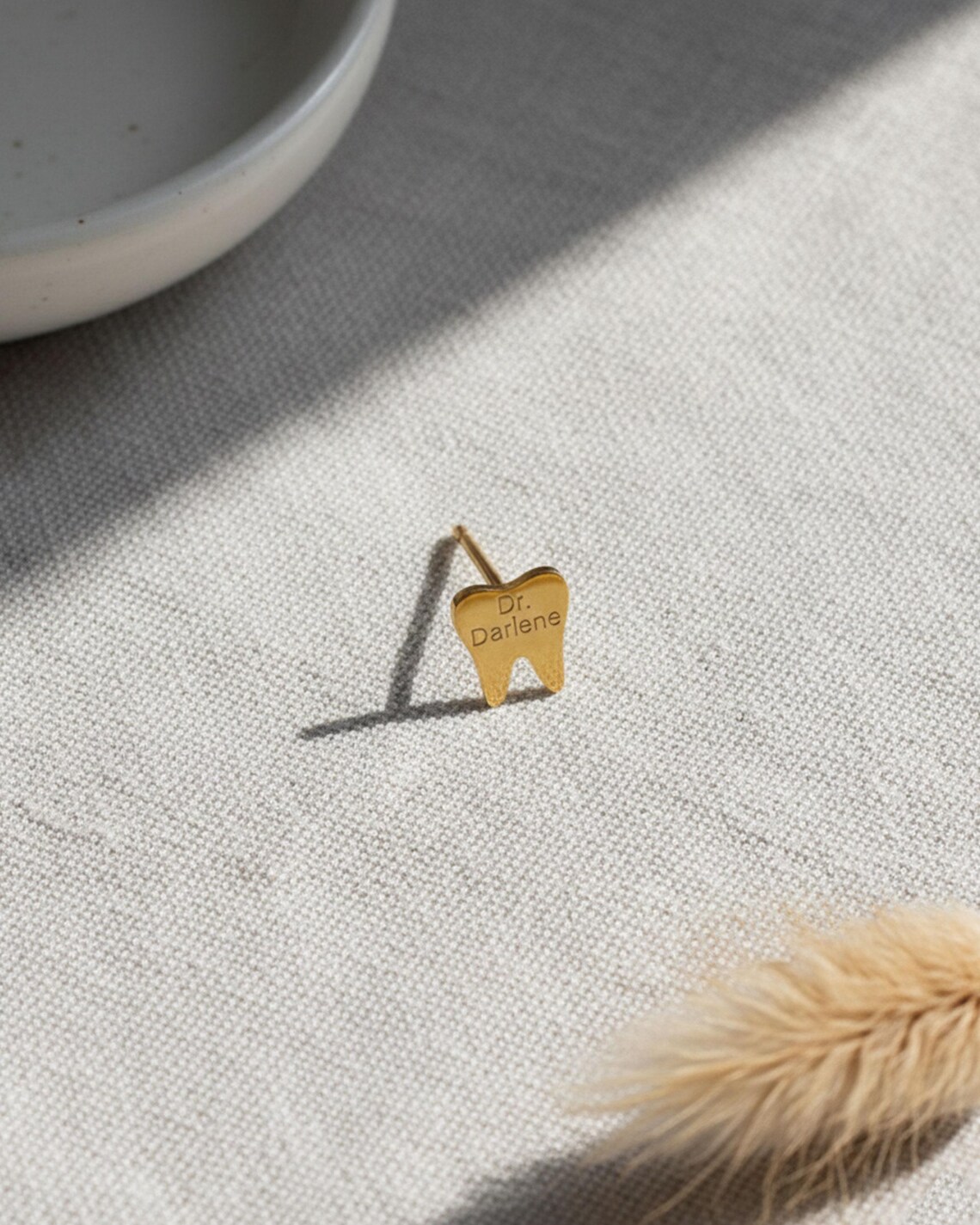 Custom Molar Tooth Earrings: Gold Personalized Dental Assistant ...