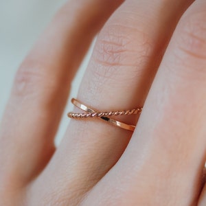 Twist Interlocking Ring Set of 2 in SOLID 14K Gold or Rose Gold, Wedding Ring, Bridal Jewelry ...