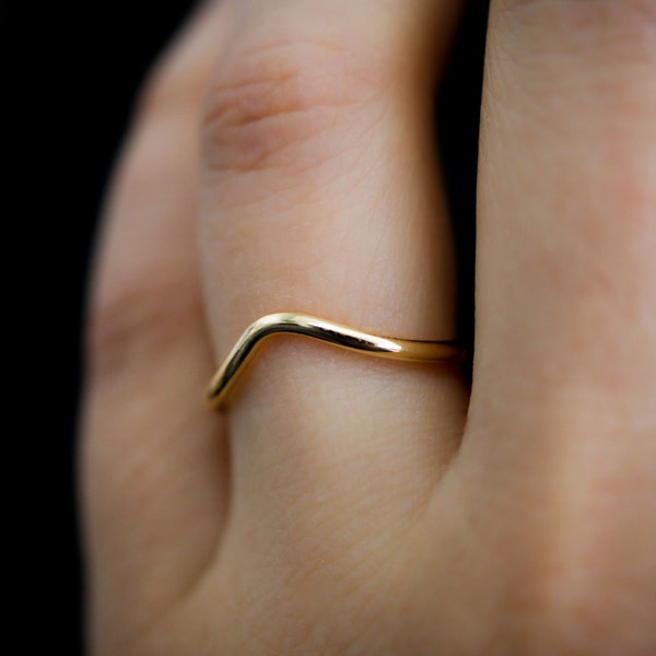 V Shape Ring - Etsy
