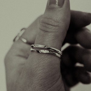 Mobius Band in 14K Rose Gold Fill, Wave Ring, Twisted Band, Mobius ...