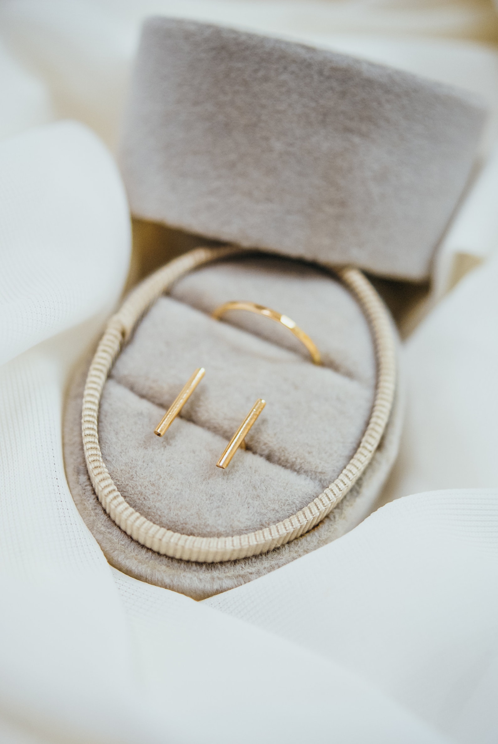 SOLID 14K Gold Mini Bar Stud Earrings Short Gold Bar Stud - Etsy