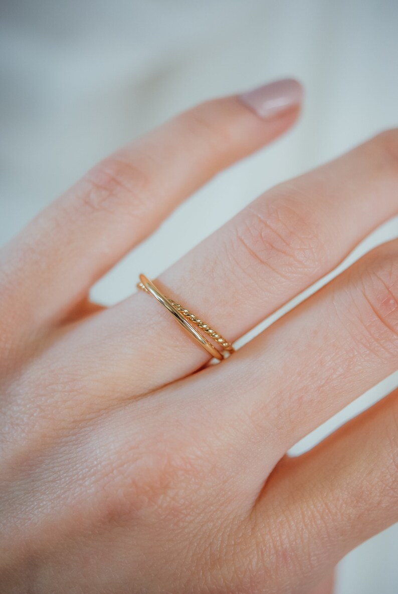 Twist Interlocking Ring Set of 2 in SOLID 14K Gold or Rose - Etsy