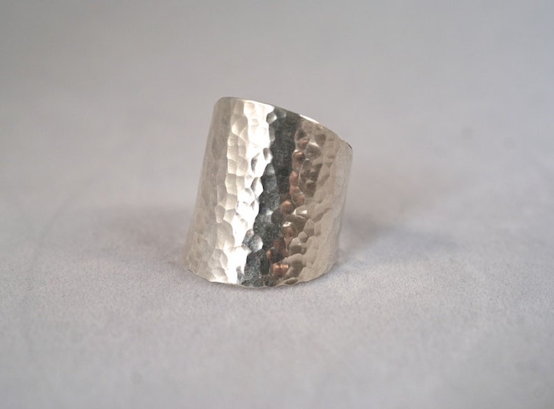 Small Rounded Shield ring in Sterling Silver hammered silver | Etsy