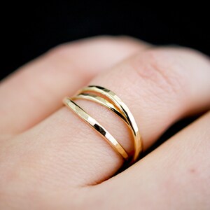 Thin Interlocking Set of 3 Rings in Gold Rose Gold or Silver - Etsy