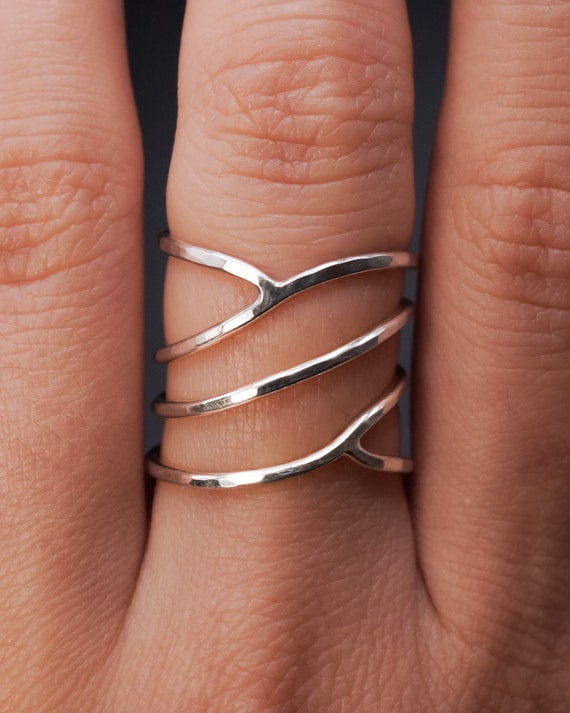 Geschwungener Wickelring in Sterling Silber geschwungener Statement Ring zarter Ring Unendlichkeit verschlungen Art Deco Textur Fruhling Etsy