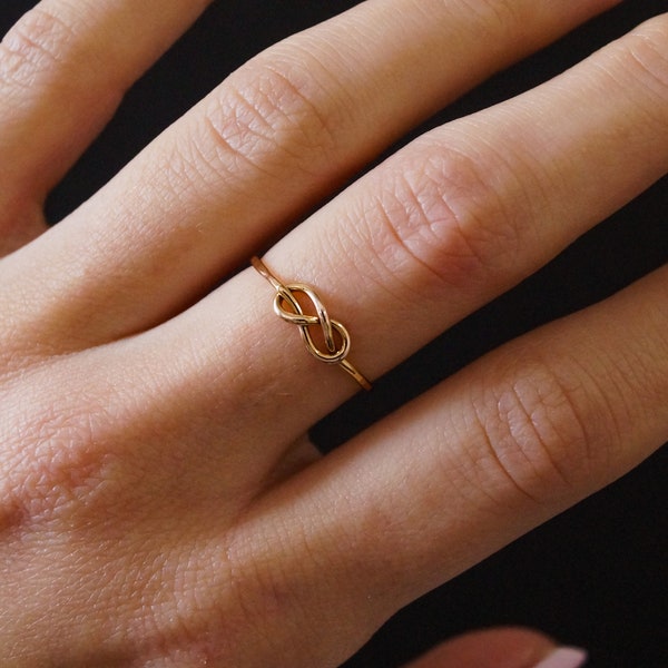Infinity Knot Ring - Etsy