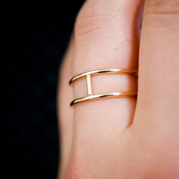 Cage Ring - Etsy
