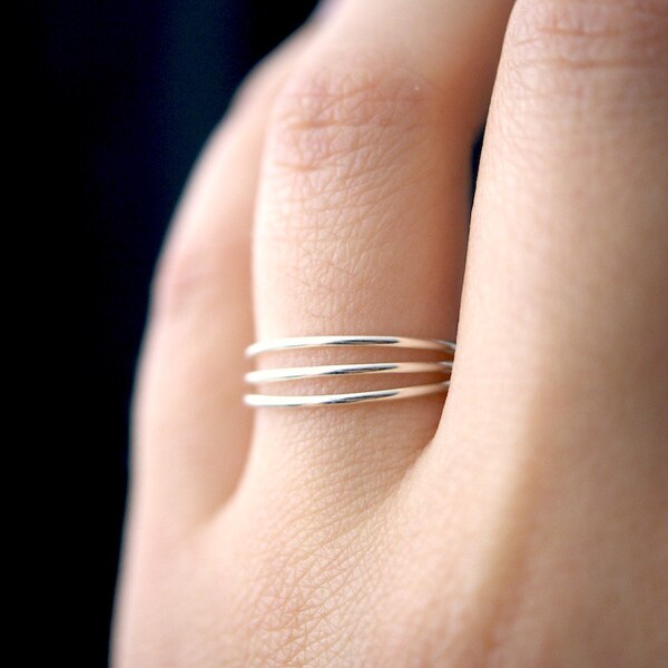 Connected Ring - Etsy