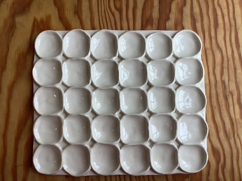 30 Well Ceramic Mixing Palette. Large, Deep Wells for Mixing Watercolor ...