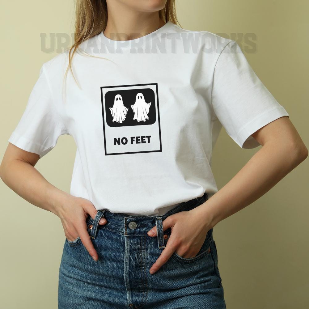 No Feet Ghost Png, Sheet Ghost Png, No Feet Polaroid, Bettlejuice Png ...