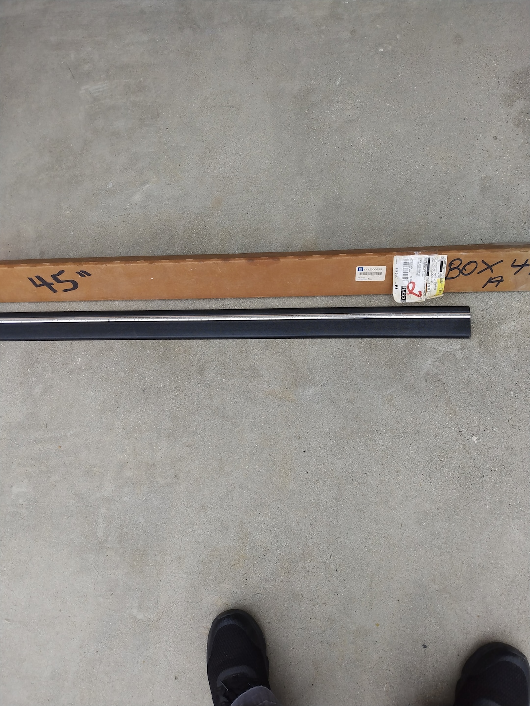 MOLDING, Front, Side Body, GM / GMC - Etsy