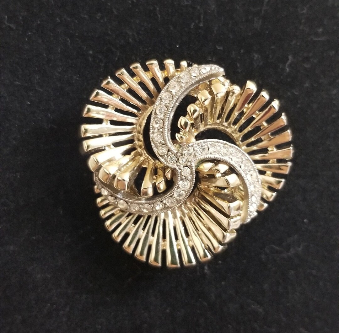 HAR Makers Mark Mid-century Clear Rhinestone Goldtoned Brooch - Etsy