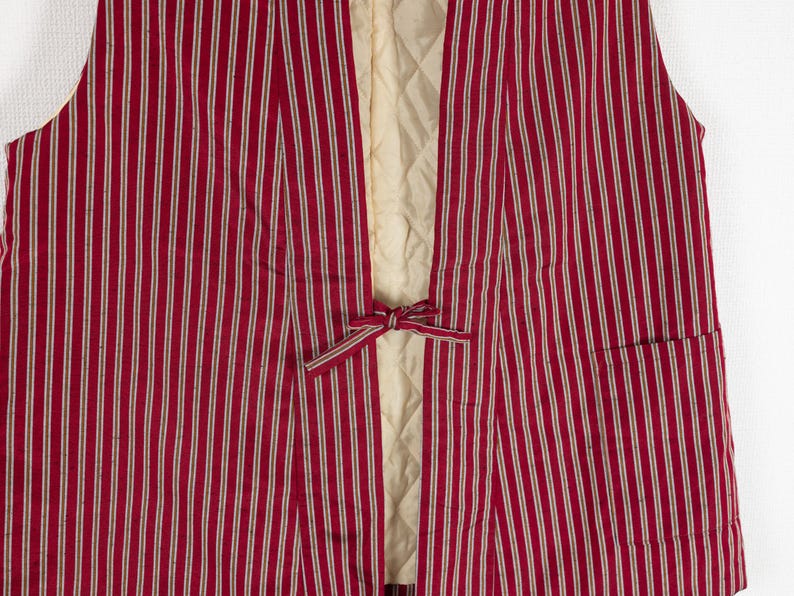 Vintage Handmade Red Hanten Jinbaori Style Padded Vest With Striped ...