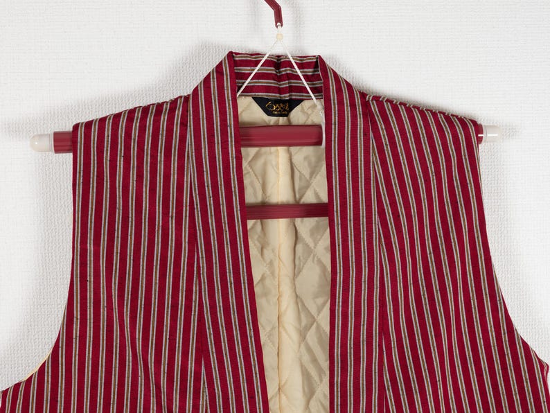 Vintage Handmade Red Hanten Jinbaori Style Padded Vest With Striped ...