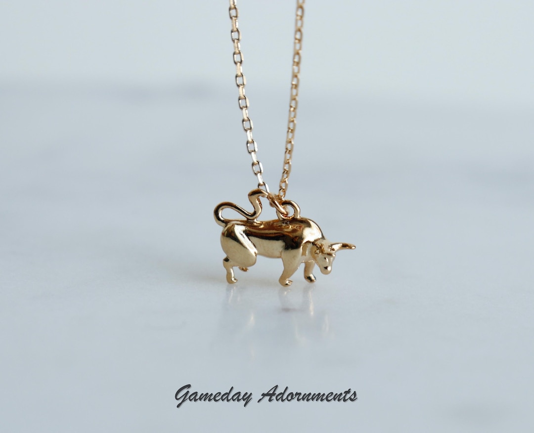 Realistic Running Bull Charm Necklace, Dainty Horned Full Body Taurus ...