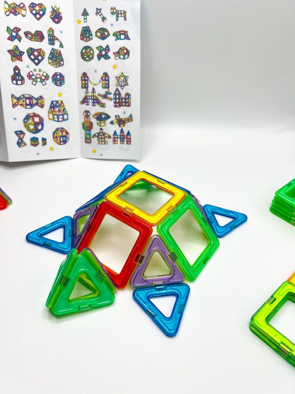 Magnetic Building Tiles: 100-piece Montessori STEM Toy Set - Etsy