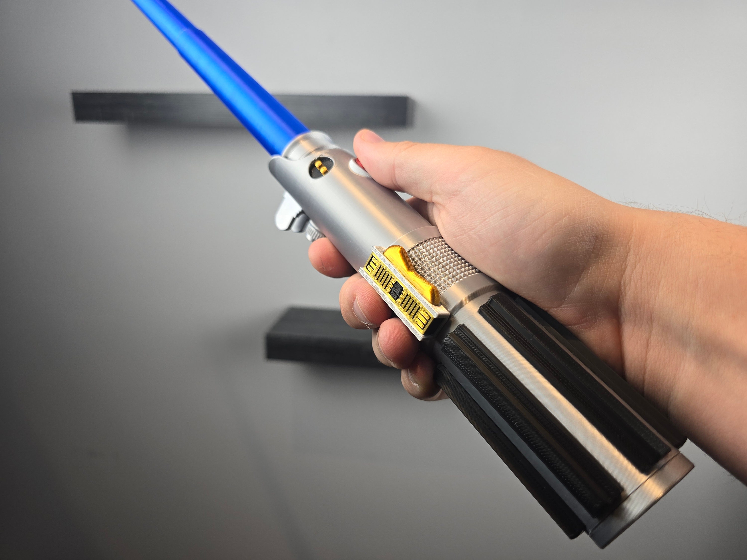 Anikin's Collapsing Lightsaber - Cosplay Toy- Customizable - Bouquet ...
