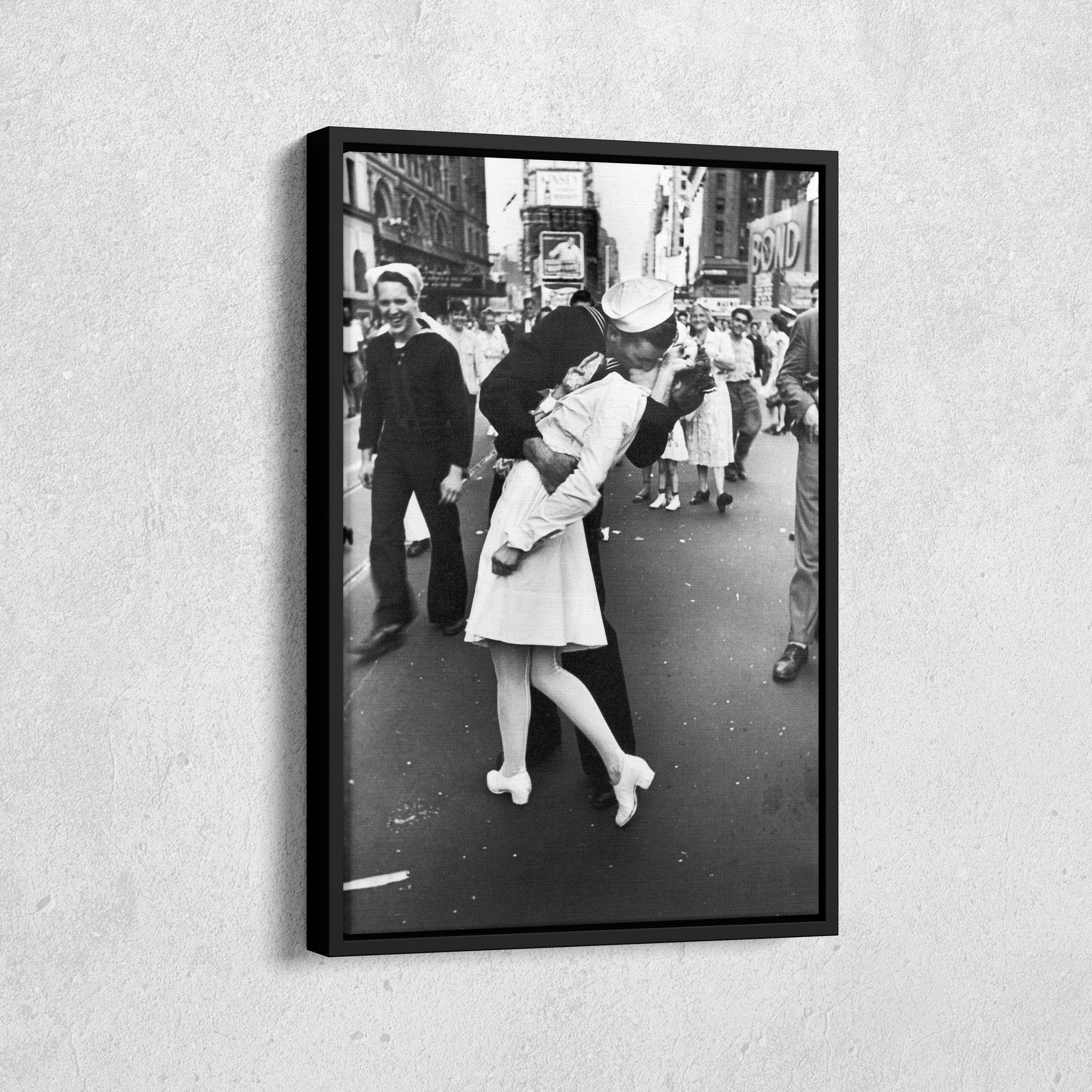Sailor Kissing Nurse Times Square New York Celebration Canvas Wall Art ...