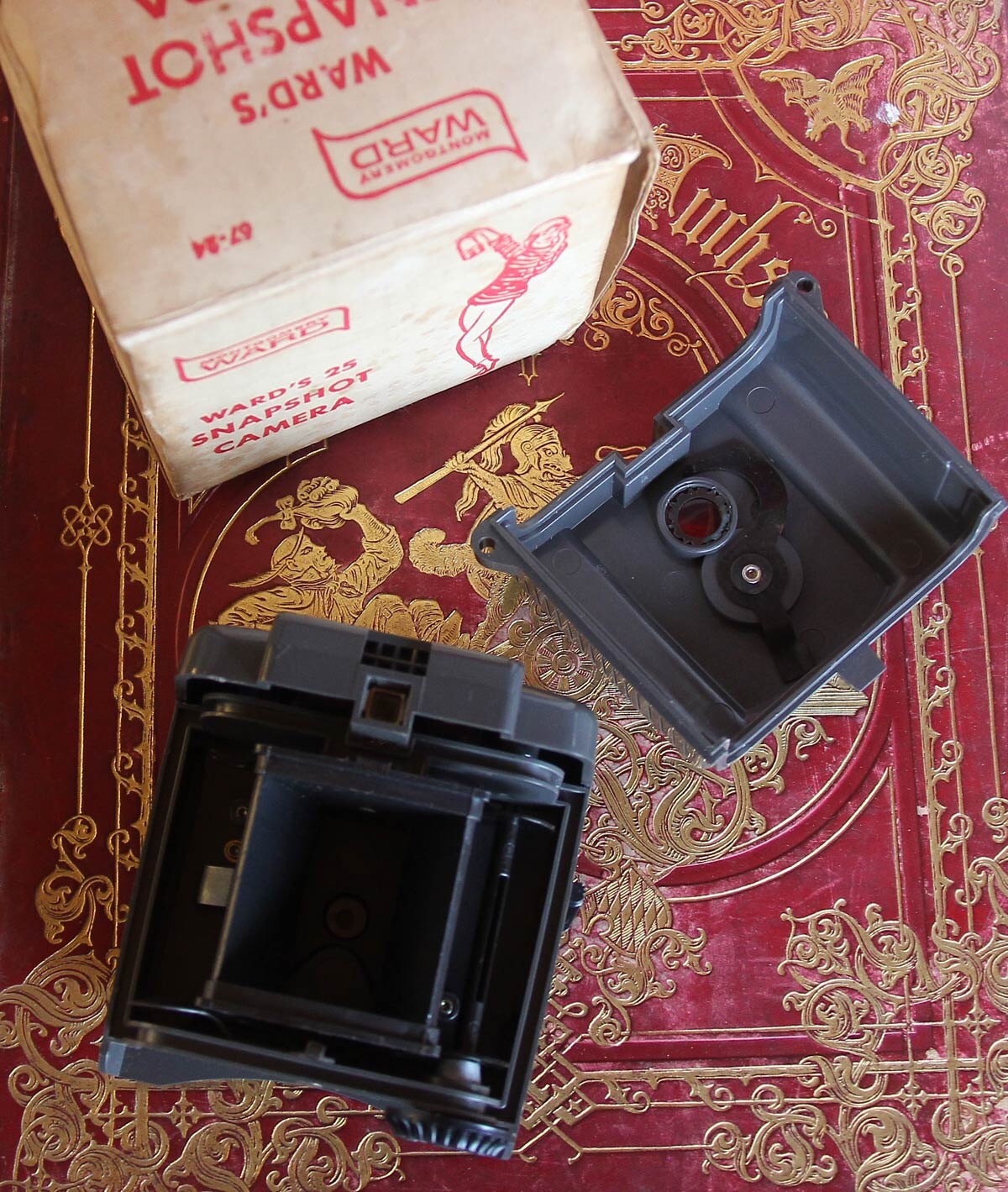 Vintage 1960s Satellite II Camera From Montgomery Ward 1960s Original ...