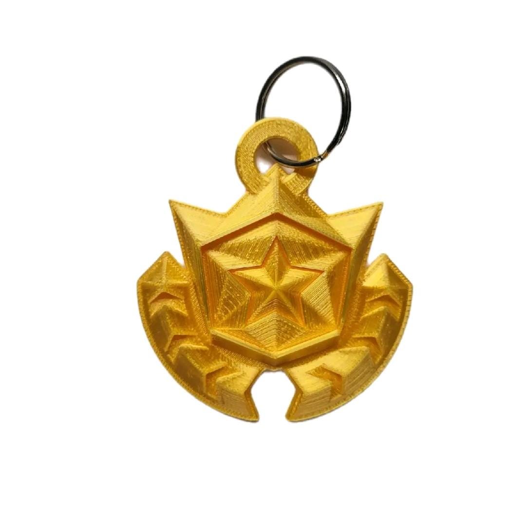 Fortnight Battle Pass Keychain! - Etsy