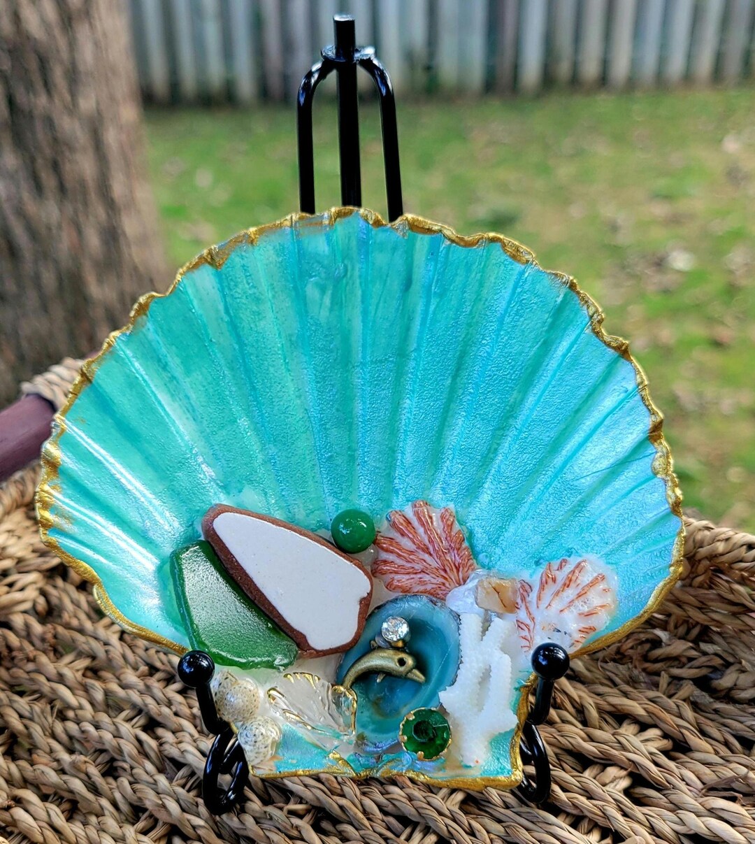 Hand Painted Sea Shell. Large Clam Shell Artisan Designed, Handmade ...