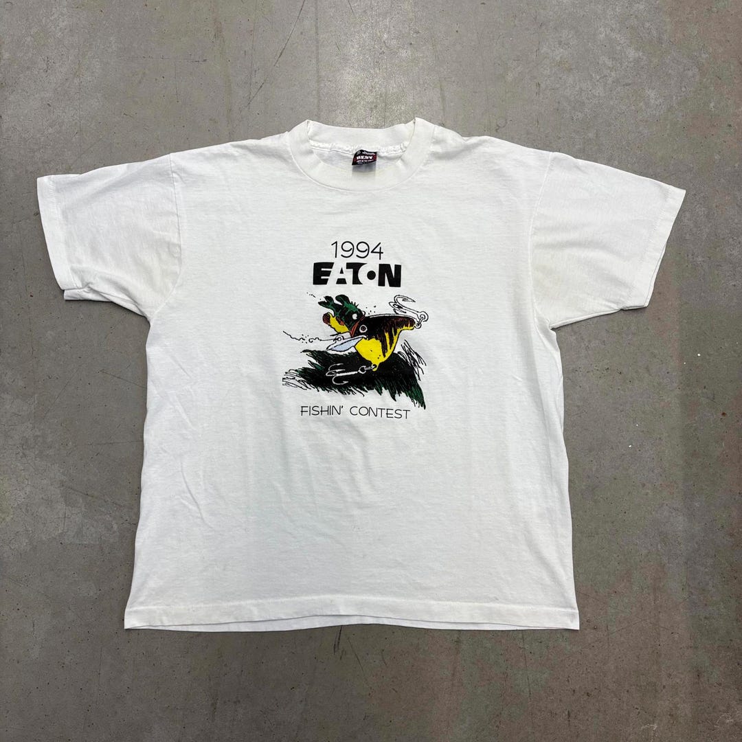 Vintage 90s Eaton Fishing Contest Graphic Flawed T-shirt / Outdoor ...