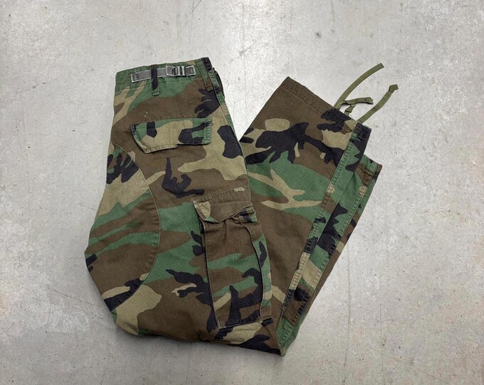 Vintage 90s U.S. Army Military Camo Cargo Pants / Outerwear / USA ...