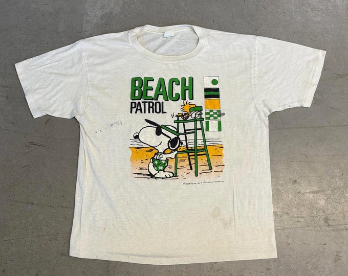 Vintage 70s Snoopy Beach Patrol Cartoon T-shirt / True Vintage / USA ...