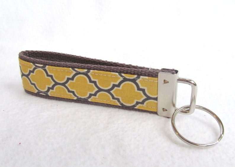 Wristlet Key Fob Key Chain in Aviary II Lattice in Vintage | Etsy