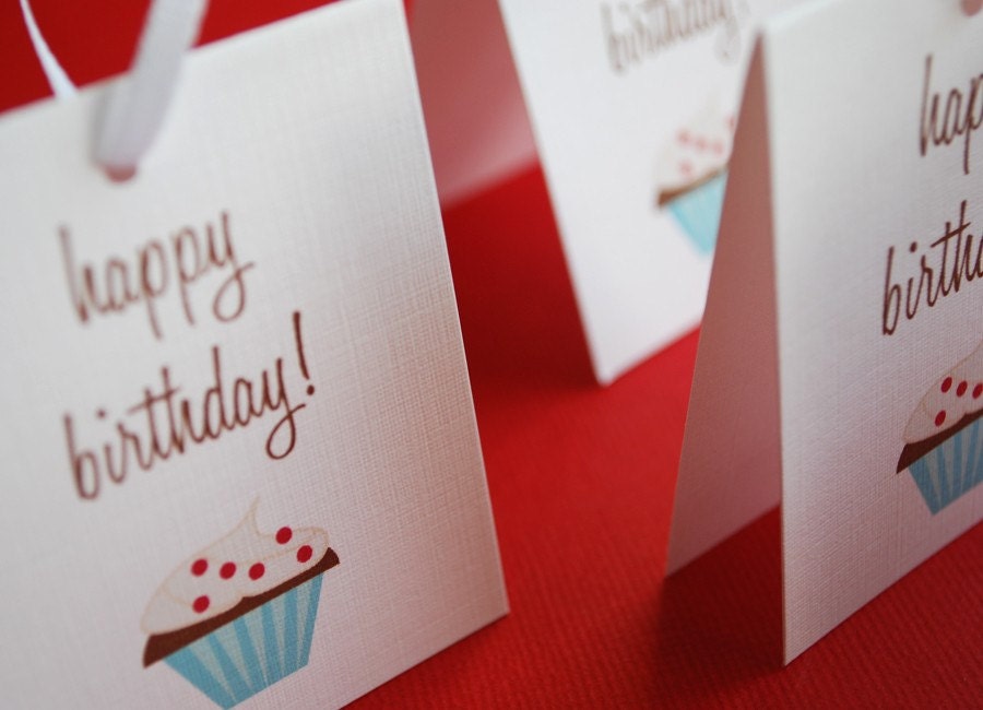 Birthday Cupcakes set of 8 gift tags | Etsy