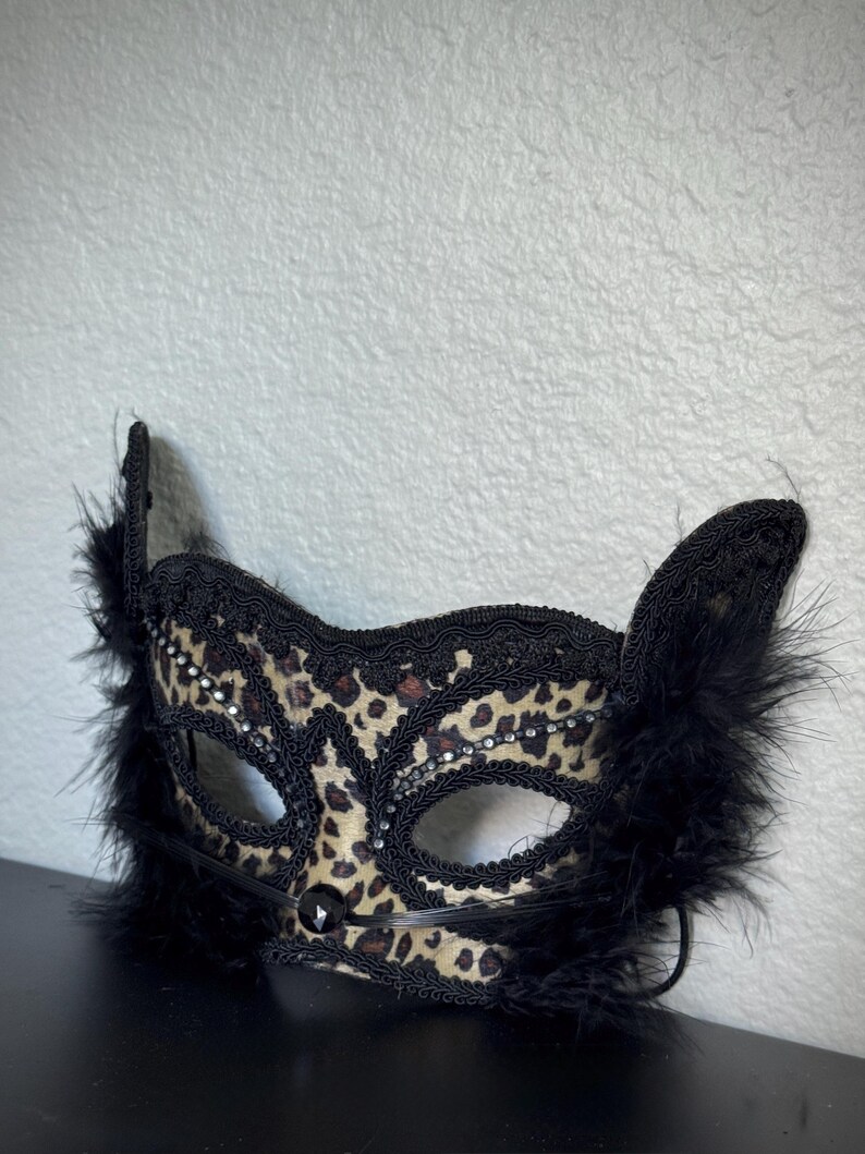 Leopard Cat Masquerade Mask – Animal Print Costume Party Eye Mask With ...