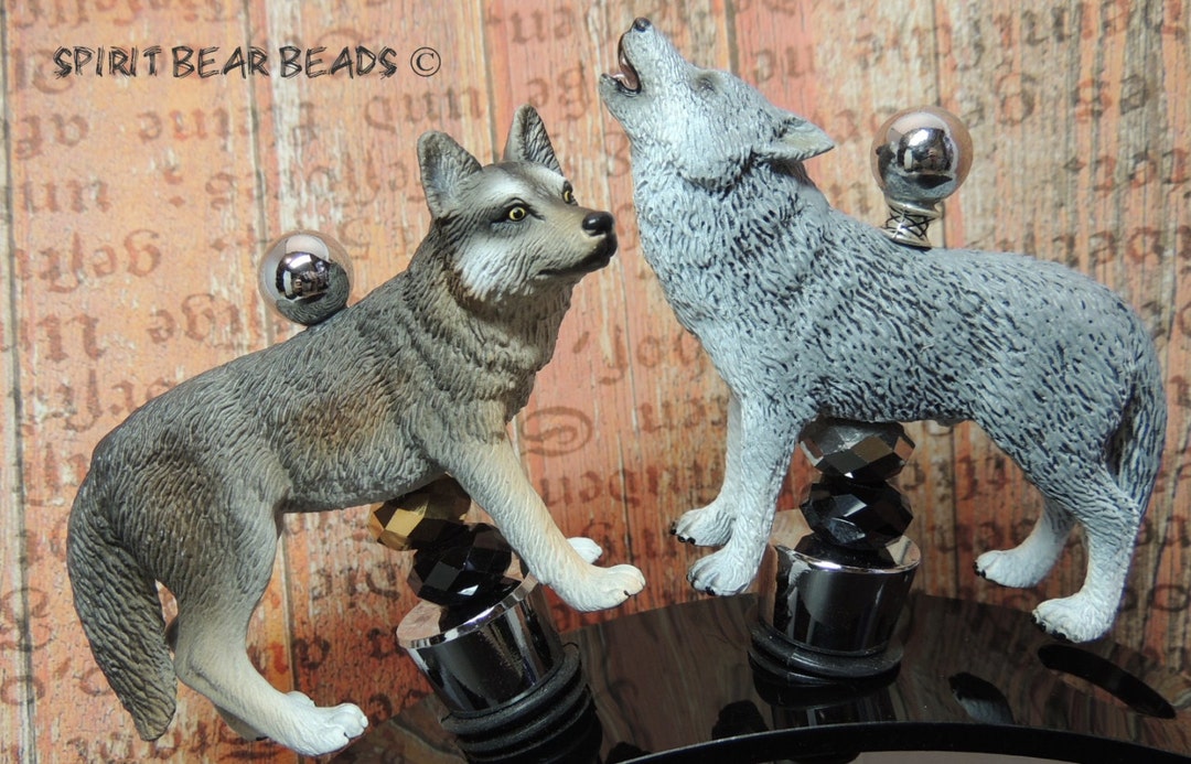 Howling Wolf or She Wolf Wine Stoppers or Openers Bar, Wild Animals ...