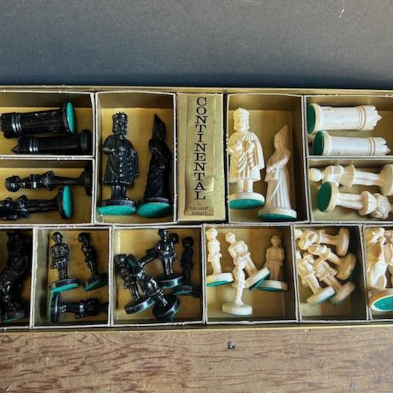 Medieval Chess Set - Etsy