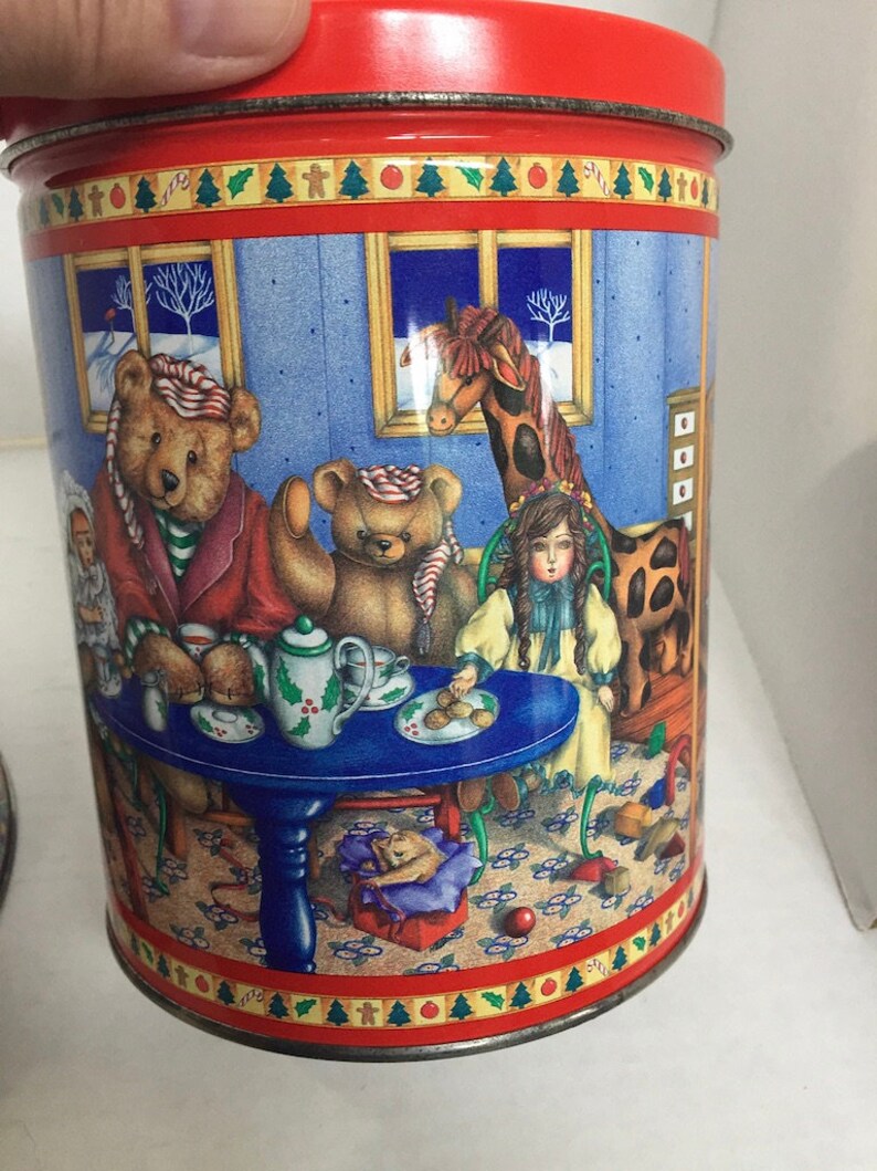 Two Vintage Bear Tin Lot Goldilocks and the Three Bears Cookie Tin and ...