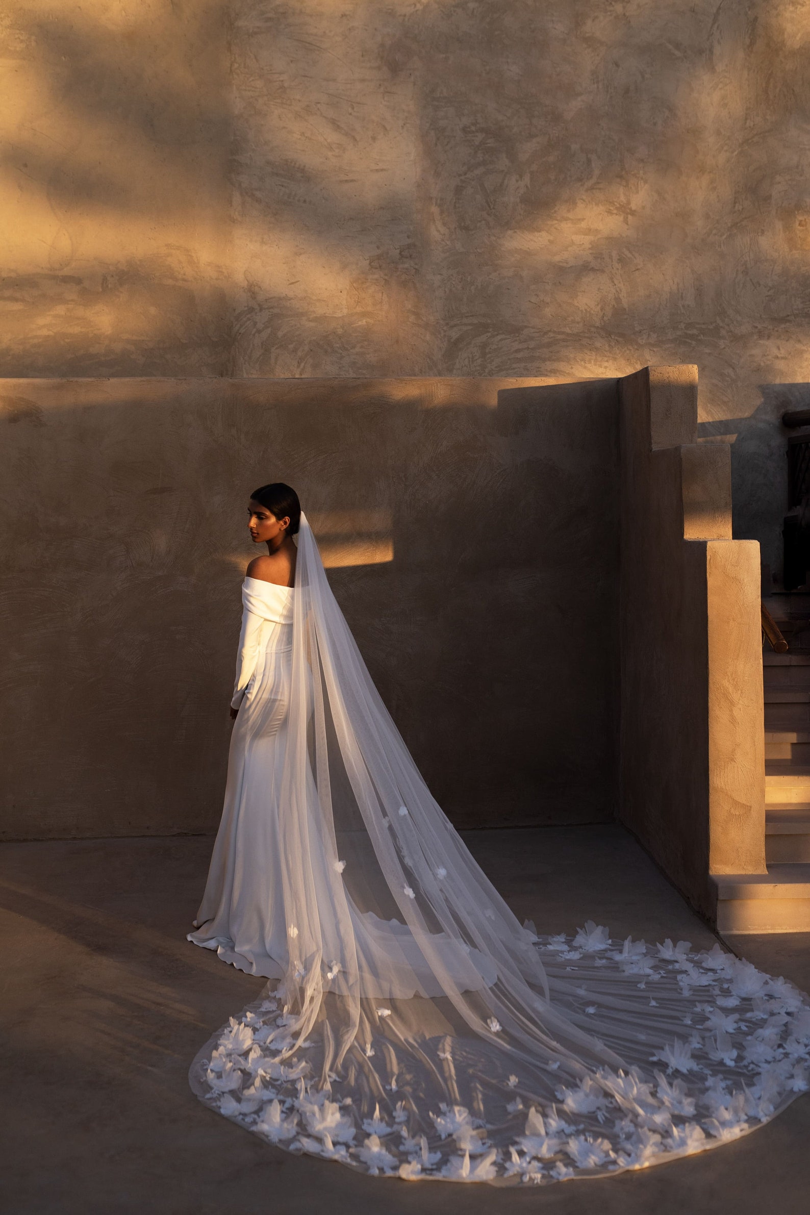 Elegant Long Sleeve Wedding Dress With Form-fitting Silhouette Yara - Etsy