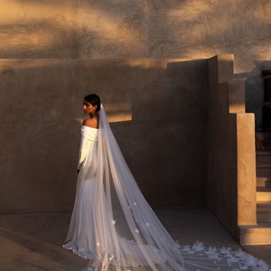 Elegant Long Sleeve Wedding Dress With Form-fitting Silhouette Yara - Etsy