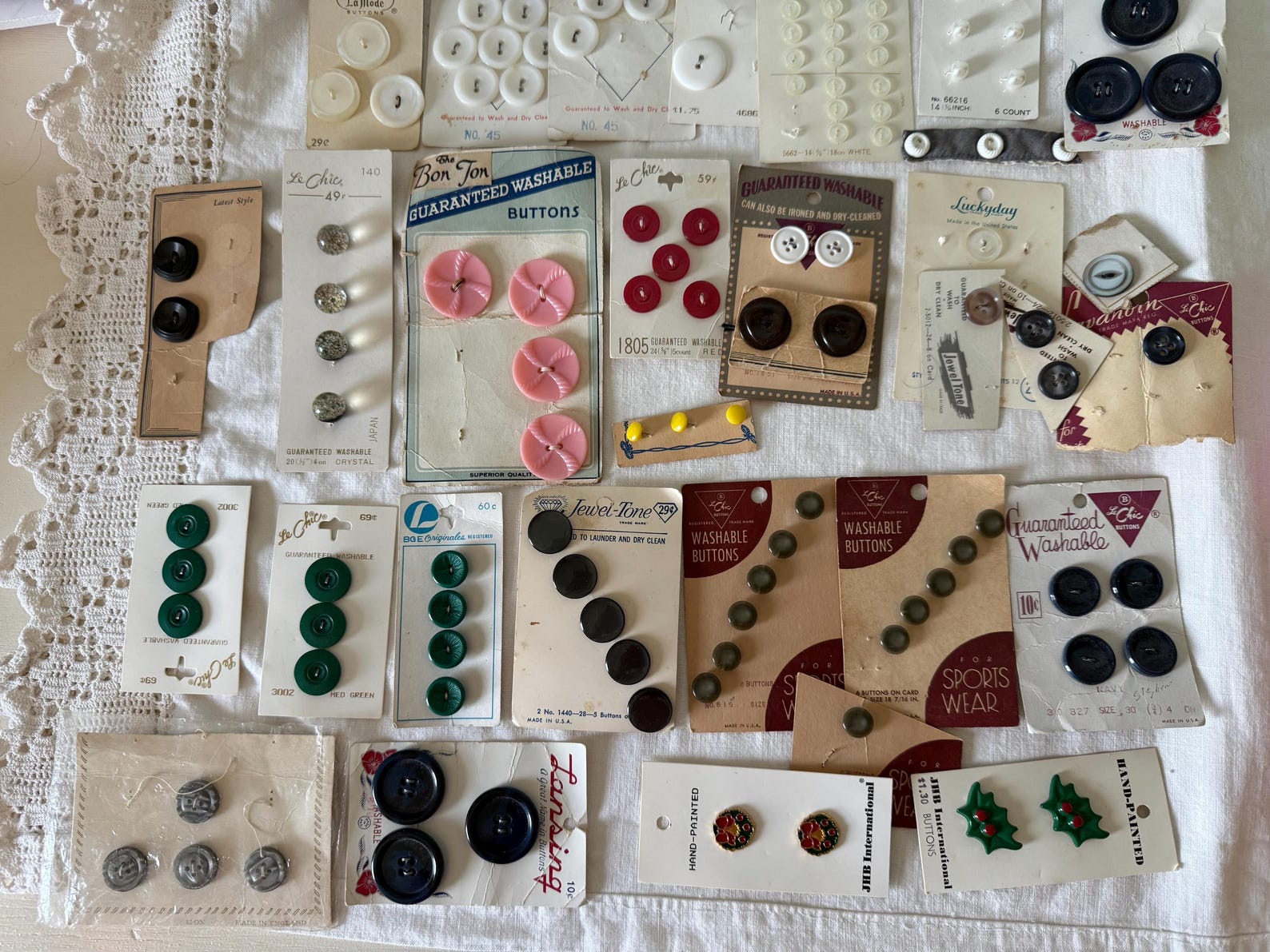 Vintage Button Card Assortment 25+ Sewing Craft Destash New Old Stock ...