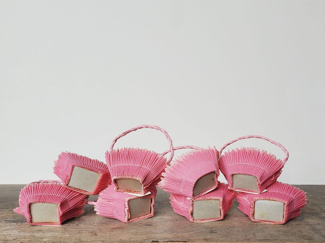 8 Vintage Crepe Paper Nut Cups Party Favors - Etsy